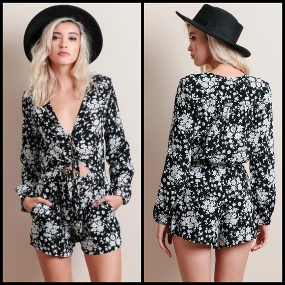 Flynn Skye | Pants & Jumpsuits | Nwot Flynn Skye Piper Romper In Black ...